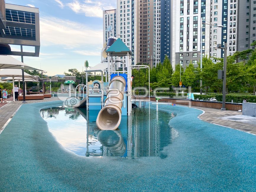 수영장, 놀이터, 아파트, 공원, 어린이, 사진,이미지,일러스트,캘리그라피 - 애롱작가