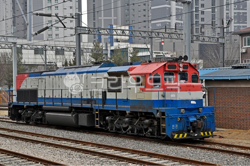 디젤기관차 디젤전기식기관차 기차 기관차 기차역 사진이미지일러스트캘리그라피 Deep Blue작가