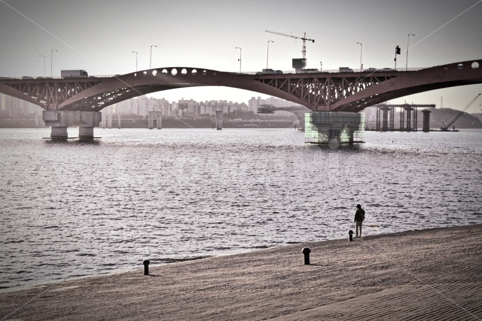 한강, 쓸쓸, 혼자, 조용, 고독, 사진,이미지,일러스트,캘리그라피 - 브릴리작가