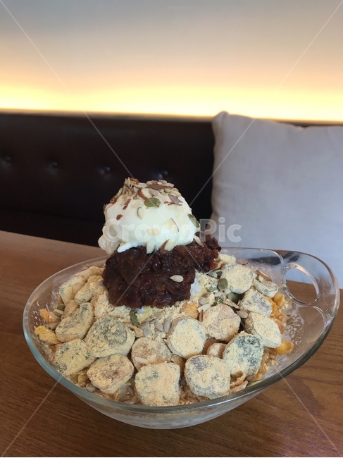팥빙수, 인절미빙수, 빙수, 인절미, 카페, 사진,이미지,일러스트,캘리그라피 - dasoni작가