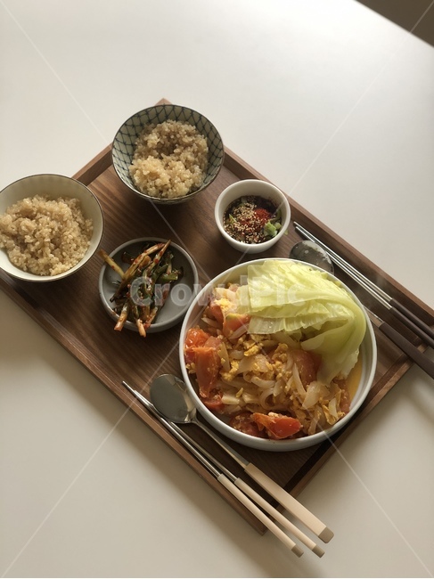 조식, 건강식, 다이어트식, 현미밥, 양배추, 사진,이미지,일러스트,캘리그라피 - Yurimiaboo작가